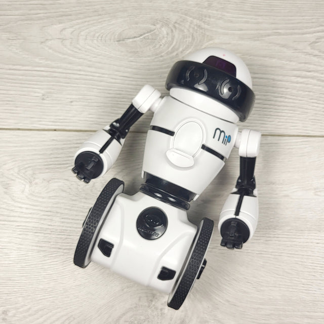 WowWee MiP interactive balancing robot toy – Pea Shoots Consignment